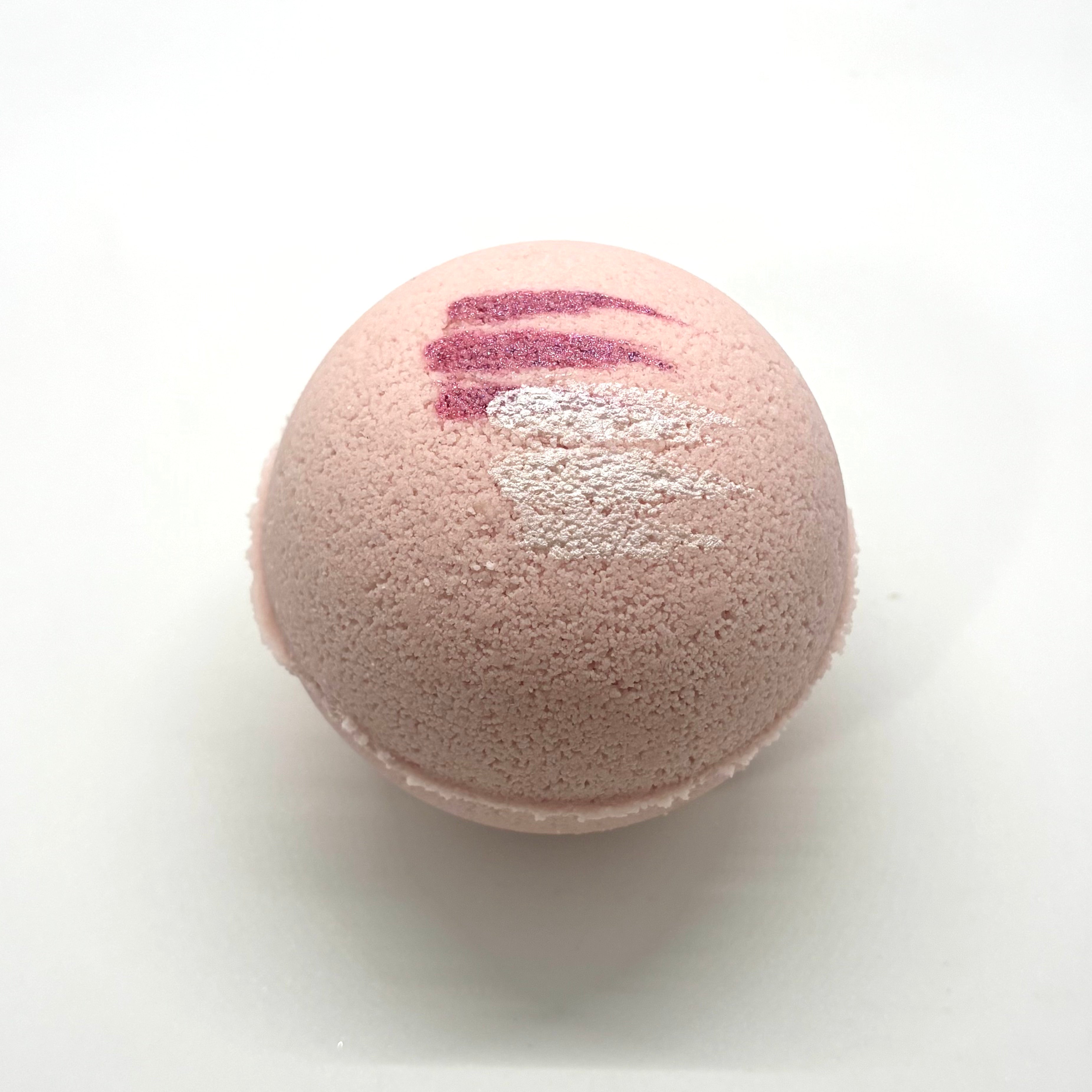 Pinkmallow Magic Butter Bath Bomb | Plume